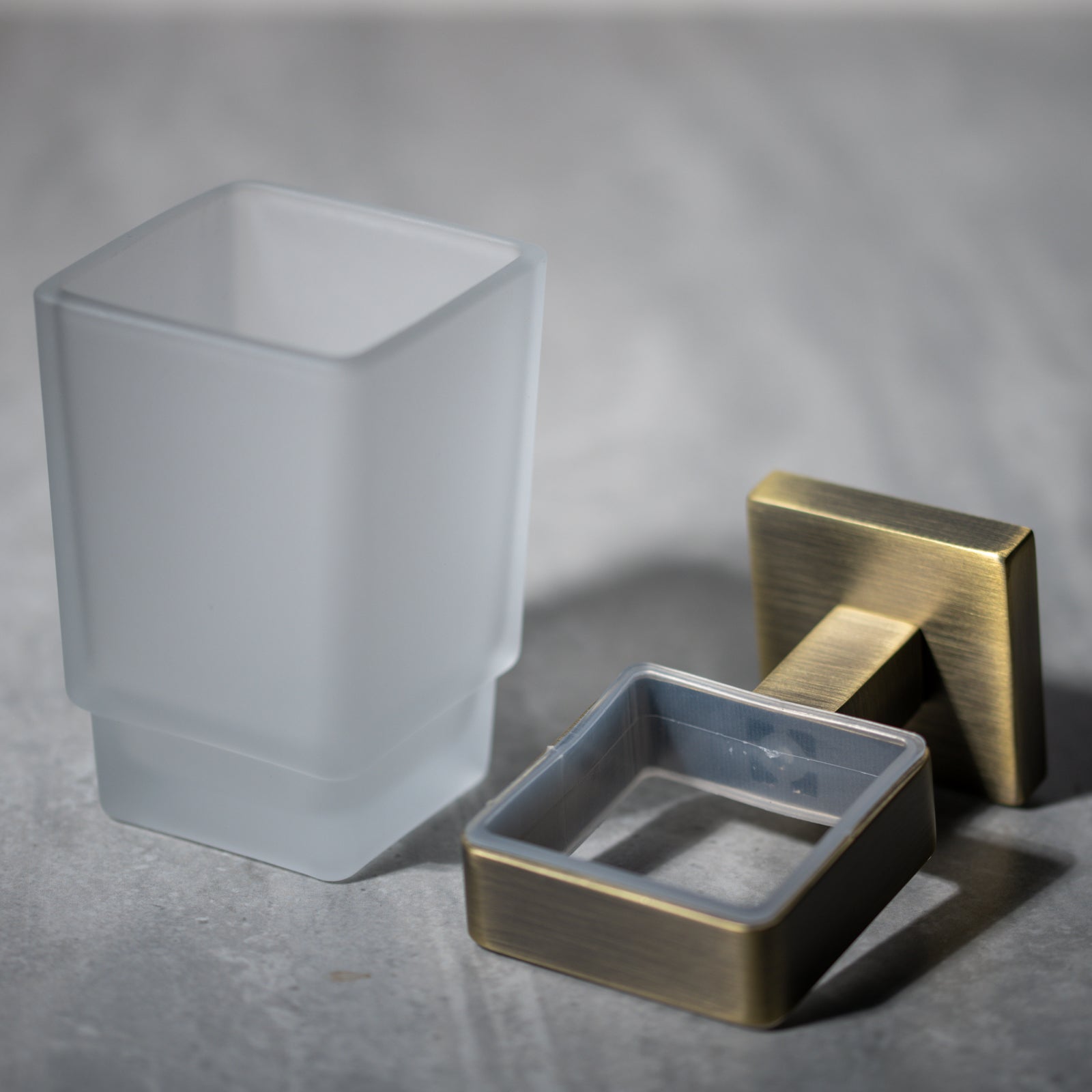 Tumbler Holder | Chelsea | Suffolk Latch Company
