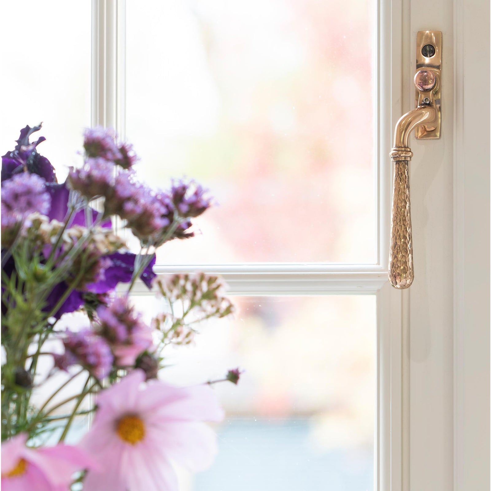 Hammered Newbury Espagnolette | Left & Right Handed | 8 Finishes
