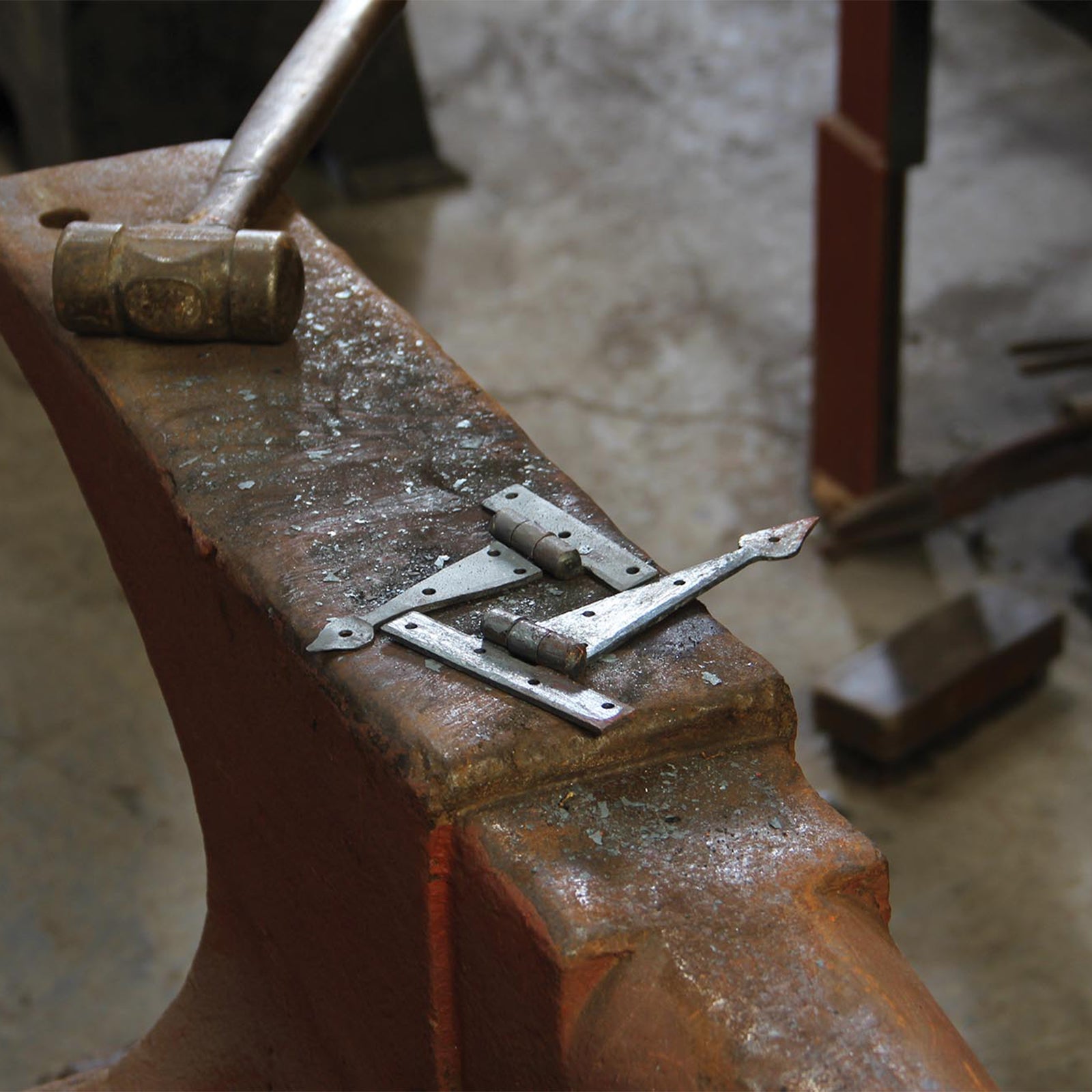 Pewter Arrow Head T Hinges | Hand-Forged Door Hinges