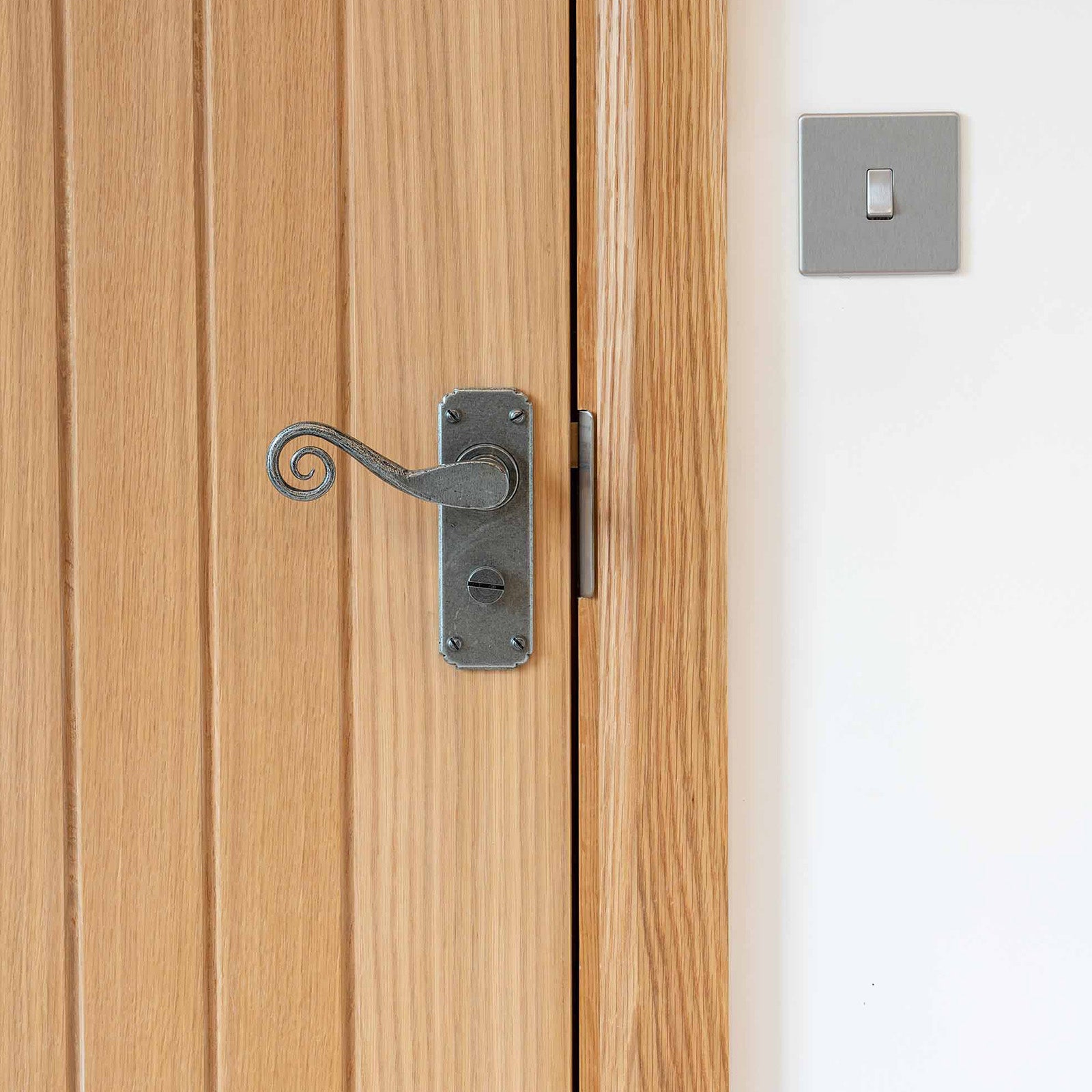 Black Monkeytail Lever Handles| 4 Styles | Suffolk Latch Company