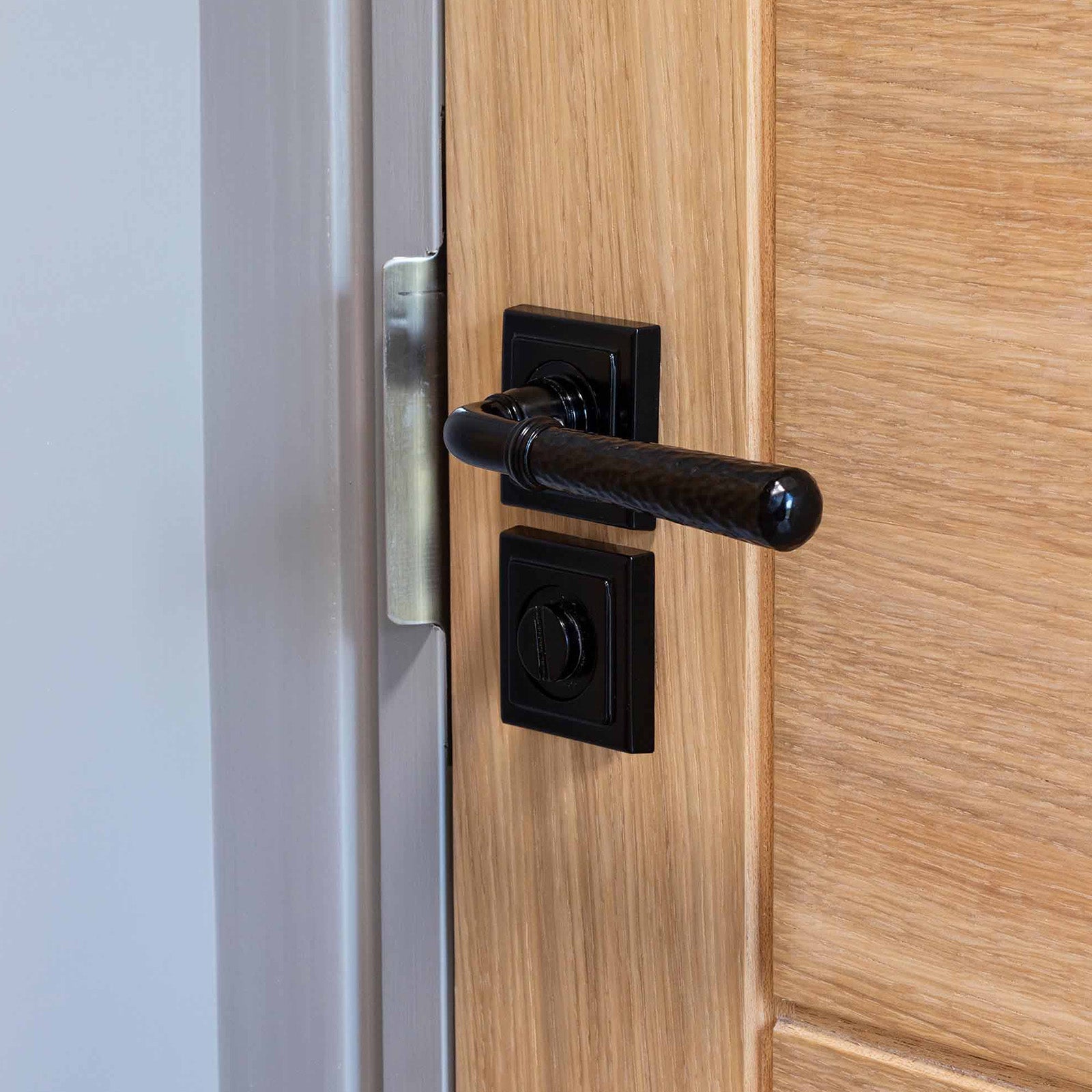 Square Round Thumbturn Handles | 13 Finishes | Suffolk Latch Company
