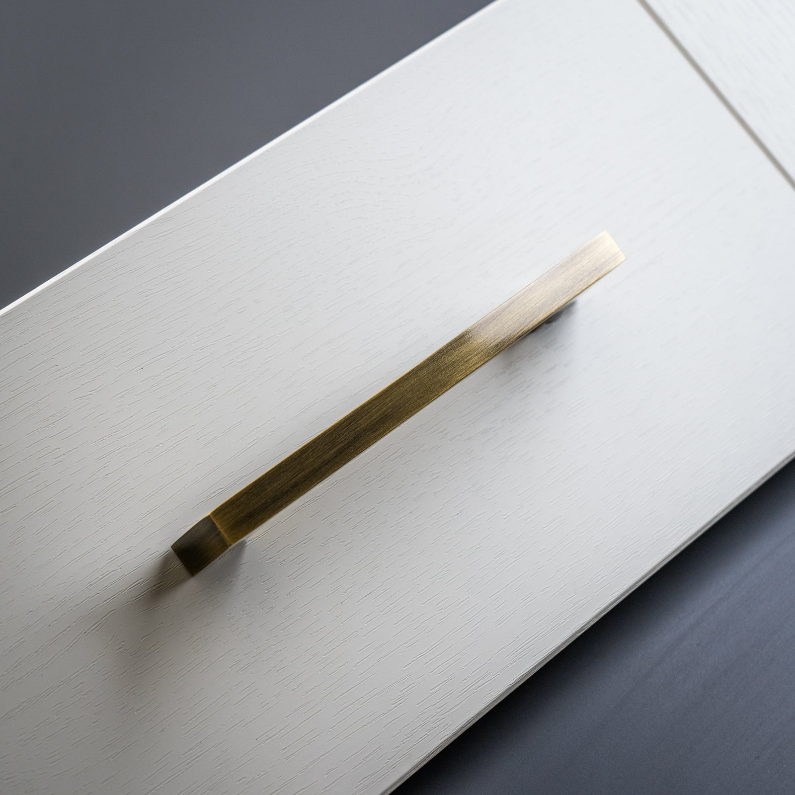 Metro Pull Handles | Kitchen Drawer Handles