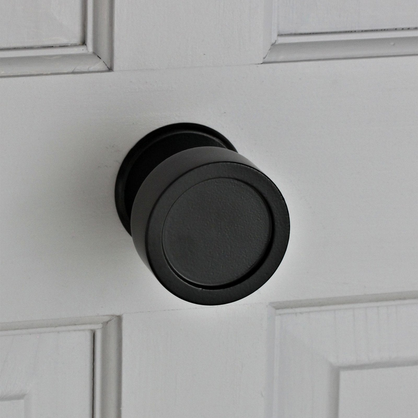 Centre Pull Door Knobs with Armor-Coat | Front Door Knobs